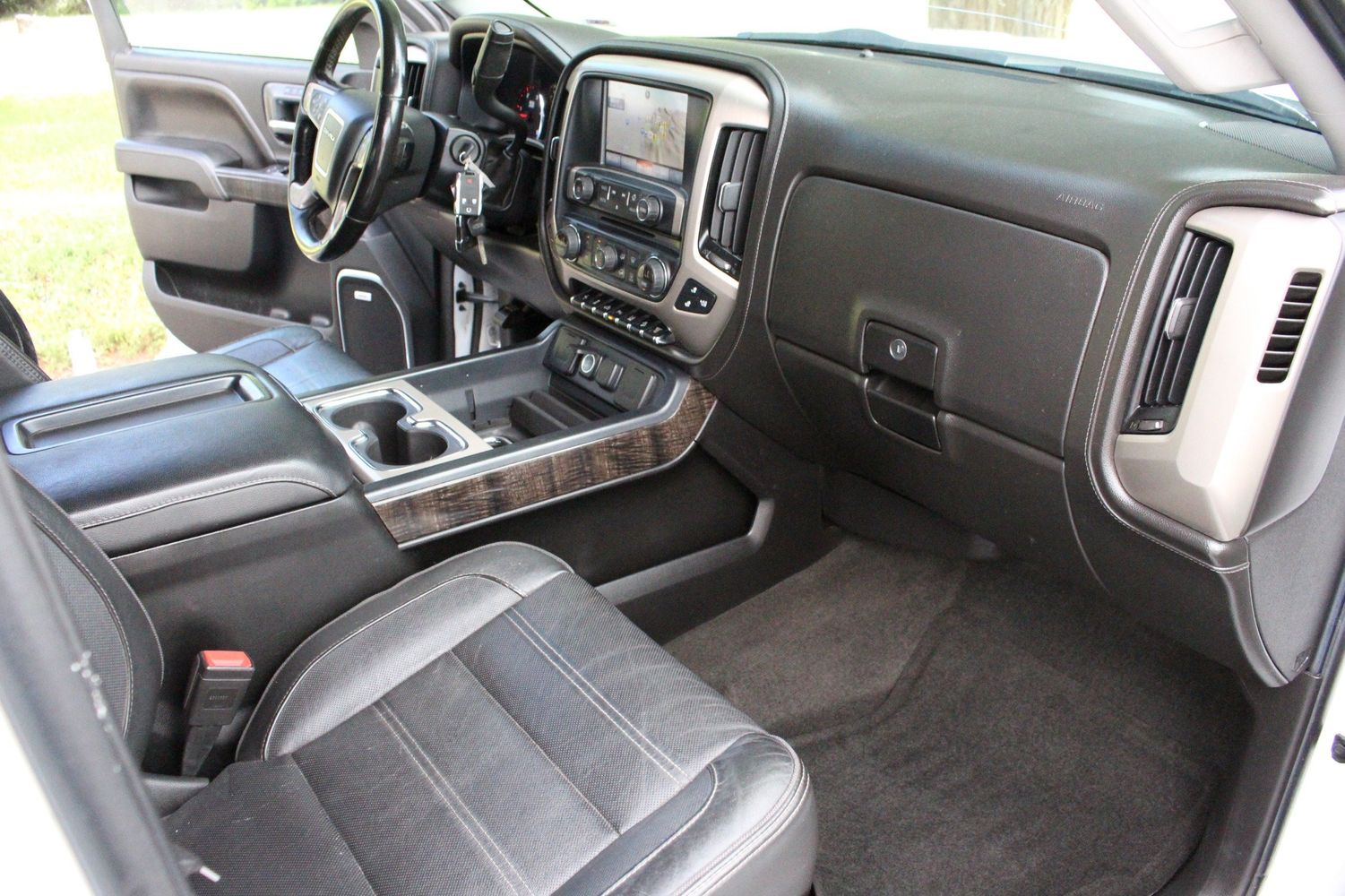 2015 GMC Sierra 2500HD Denali | Victory Motors of Colorado