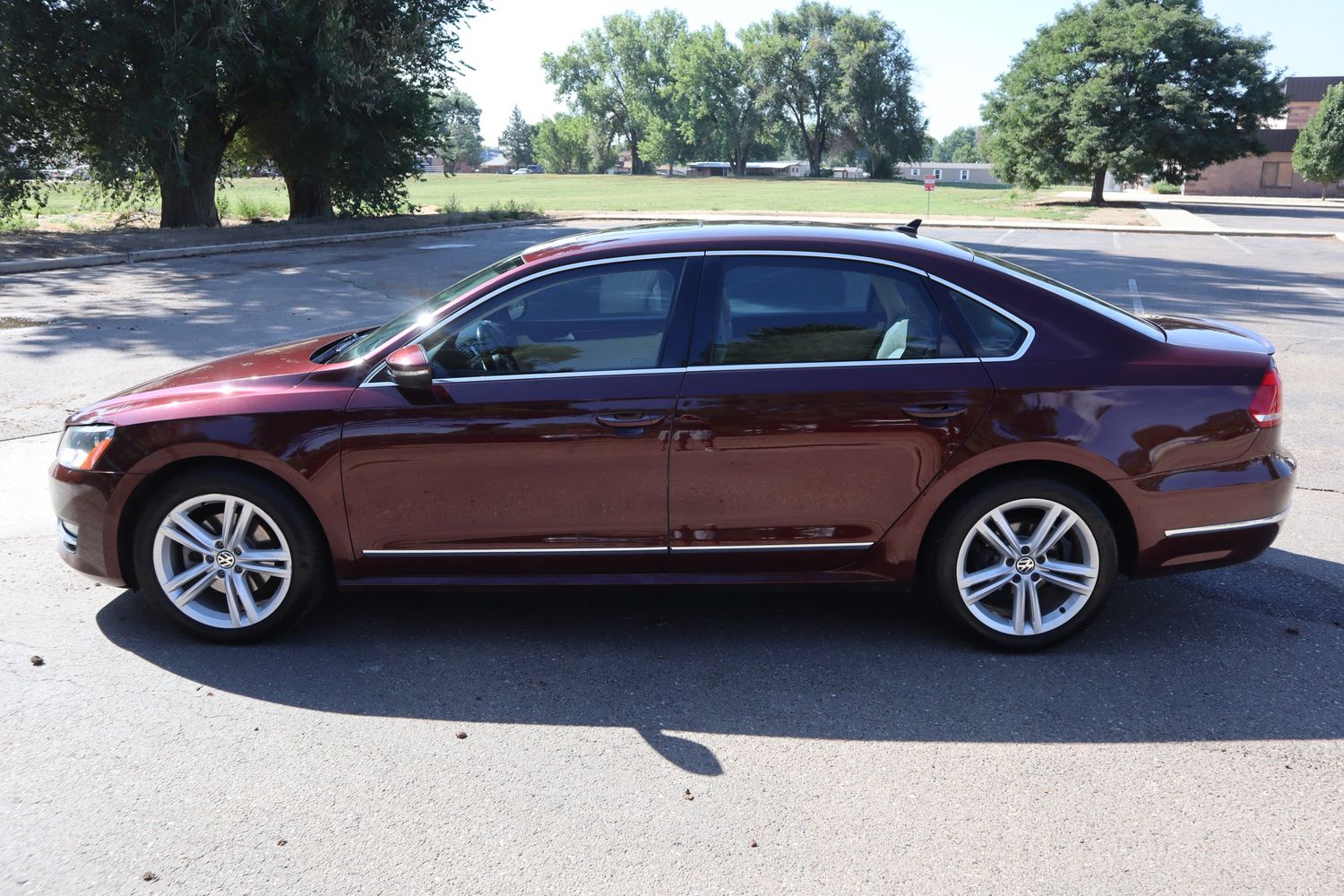 2012 Volkswagen Passat TDI SEL Premium | Victory Motors of Colorado