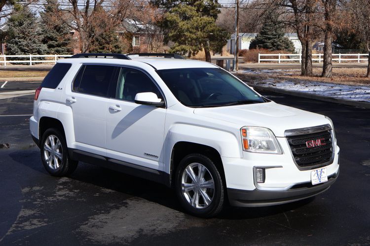 2017 GMC Terrain SLE-2 | Victory Motors of Colorado