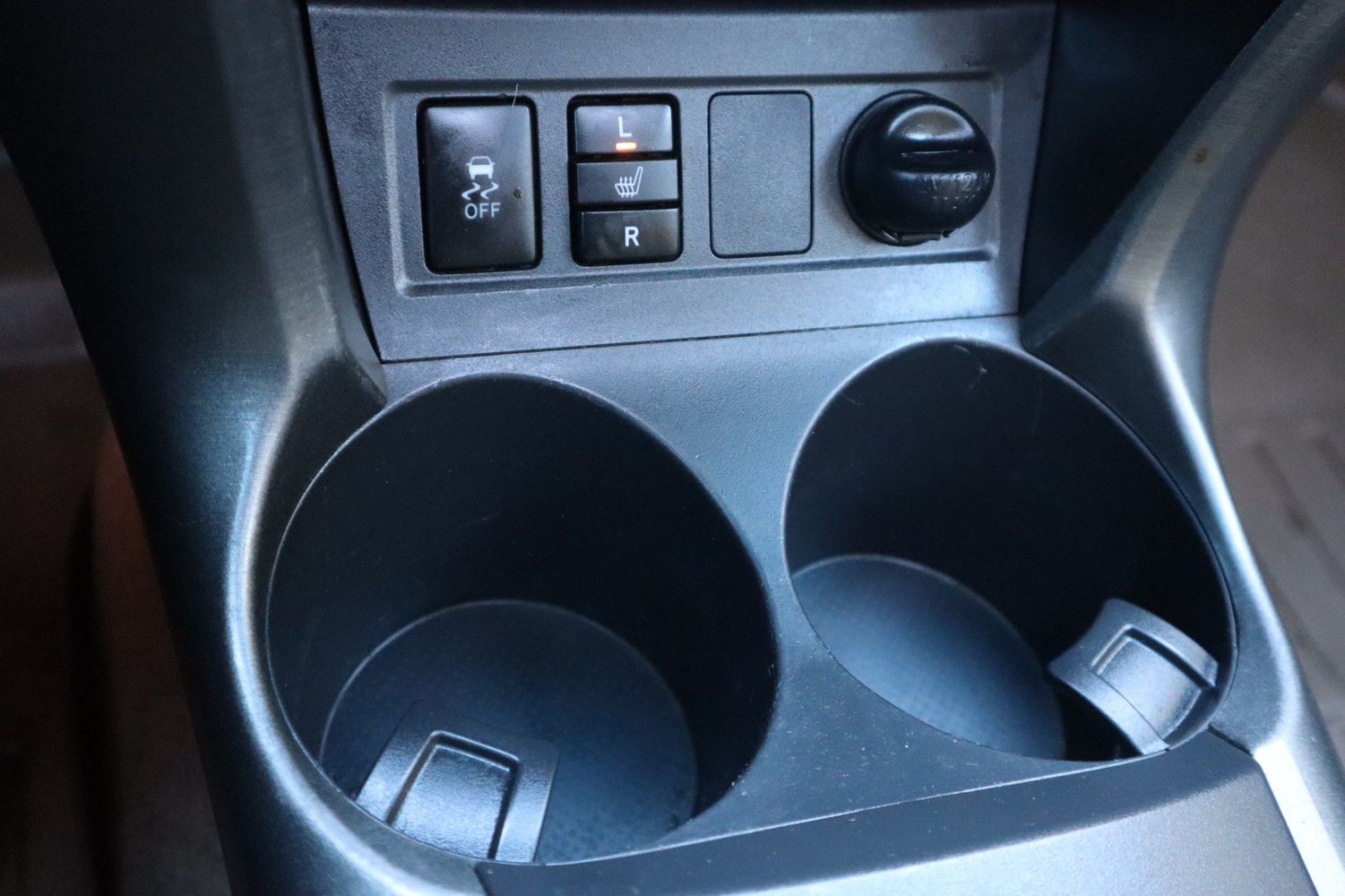 2010 Toyota RAV4 Limited | Victory Motors of Colorado