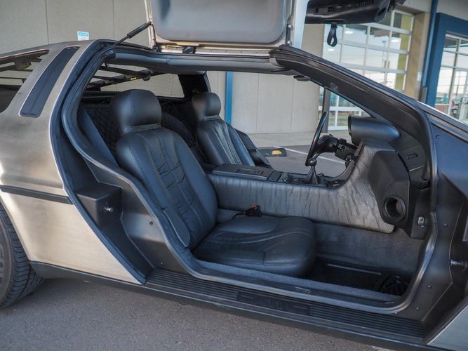 1981 DeLorean DMC-12 Base | Cars Remember When