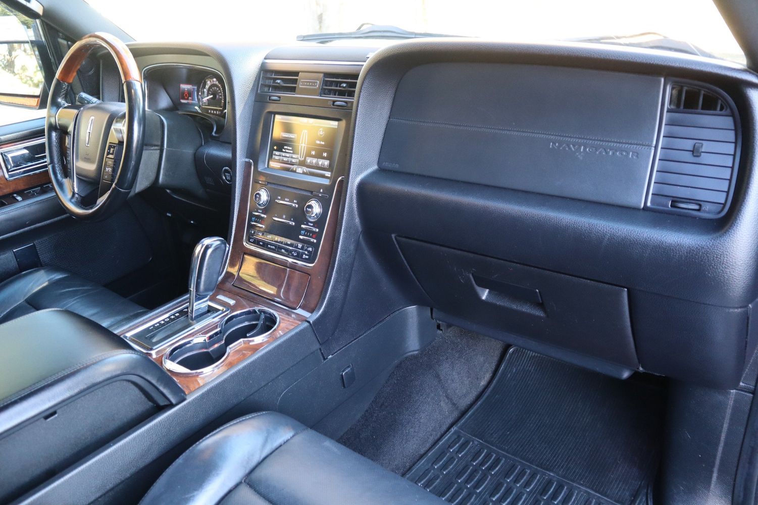 2015 Lincoln Navigator L Base | Victory Motors of Colorado