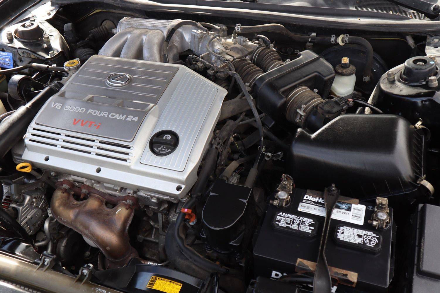 2000 Lexus ES 300 Base | Victory Motors of Colorado