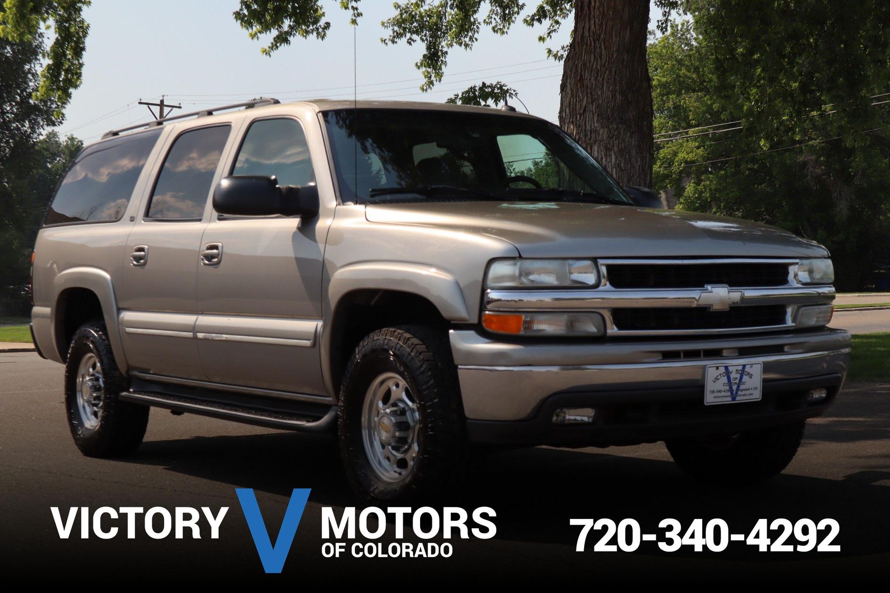 2003 Chevrolet Suburban 2500 LT | Victory Motors of Colorado