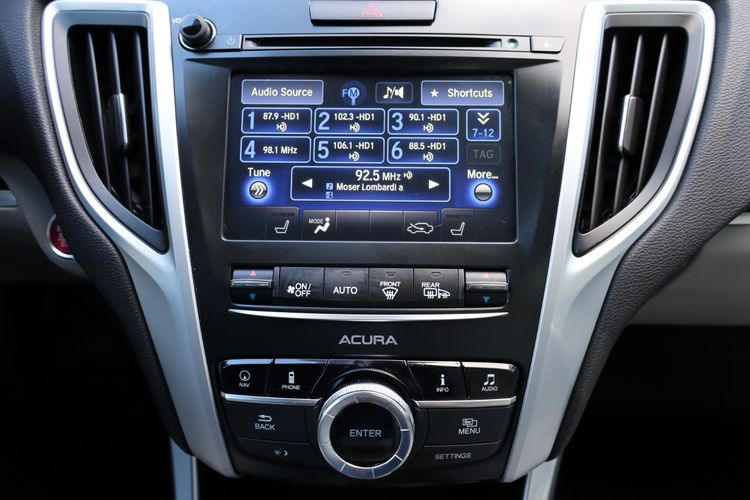 2016 Acura TLX SH-AWD V6 w/Tech | Victory Motors of Colorado