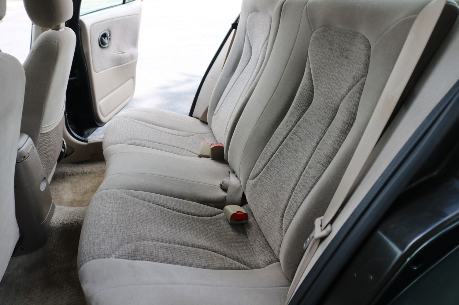 2000 Saturn SL2 | Victory Motors of Colorado