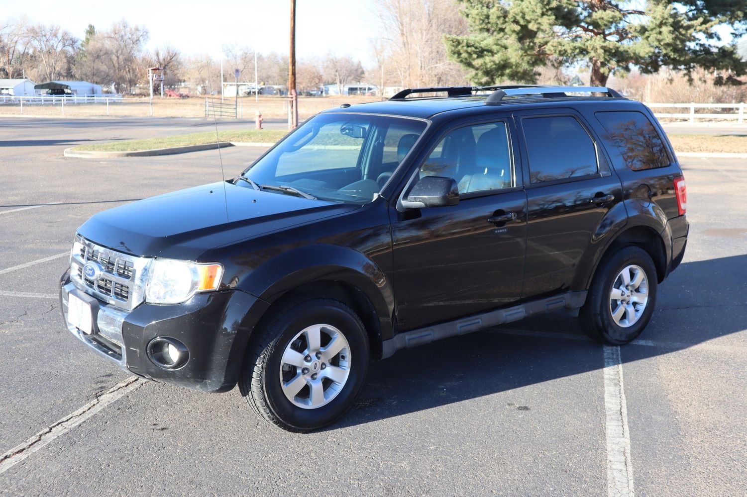 2010 Ford Escape Limited | Victory Motors of Colorado