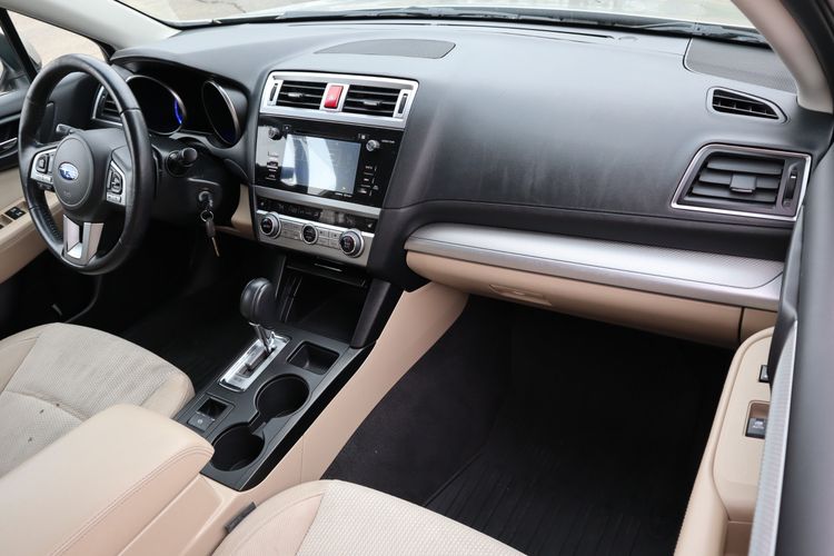 2016 Subaru Outback 2.5i Premium | Victory Motors of Colorado