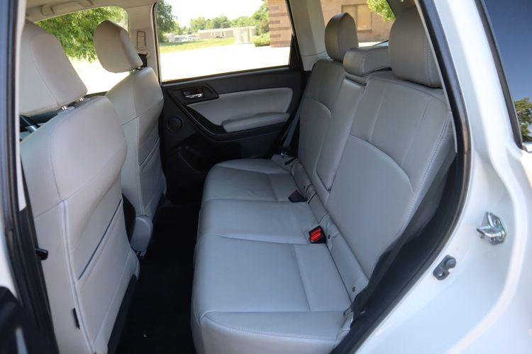 2015 Subaru Forester 2.5i Limited | Victory Motors of Colorado