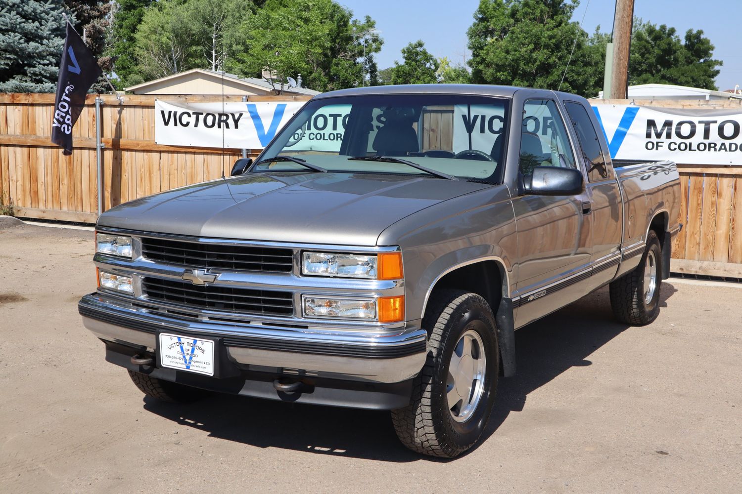1998 Chevrolet C/K 1500 Series K1500 Cheyenne | Victory Motors of Colorado