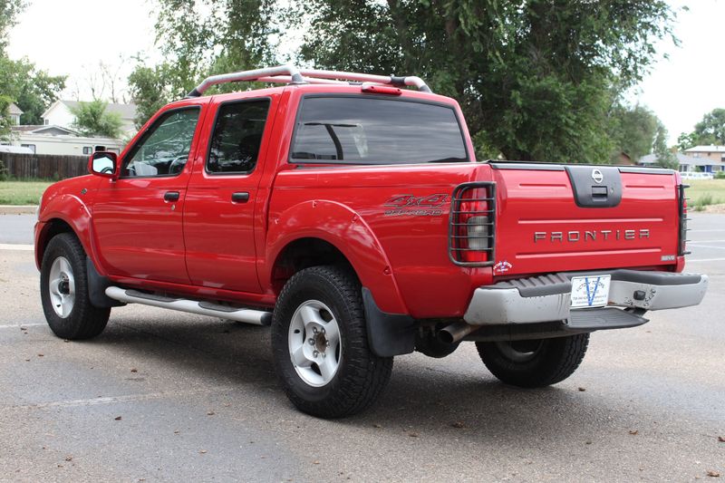 2001 Nissan Frontier Photos