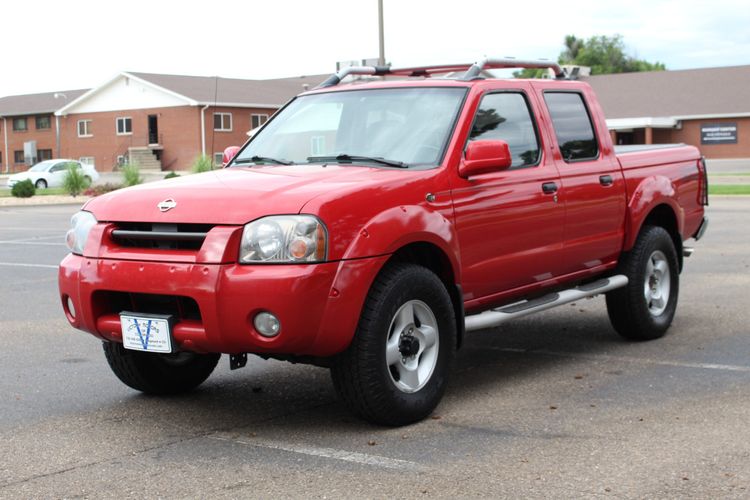 2001 Nissan Frontier SE | Victory Motors of Colorado