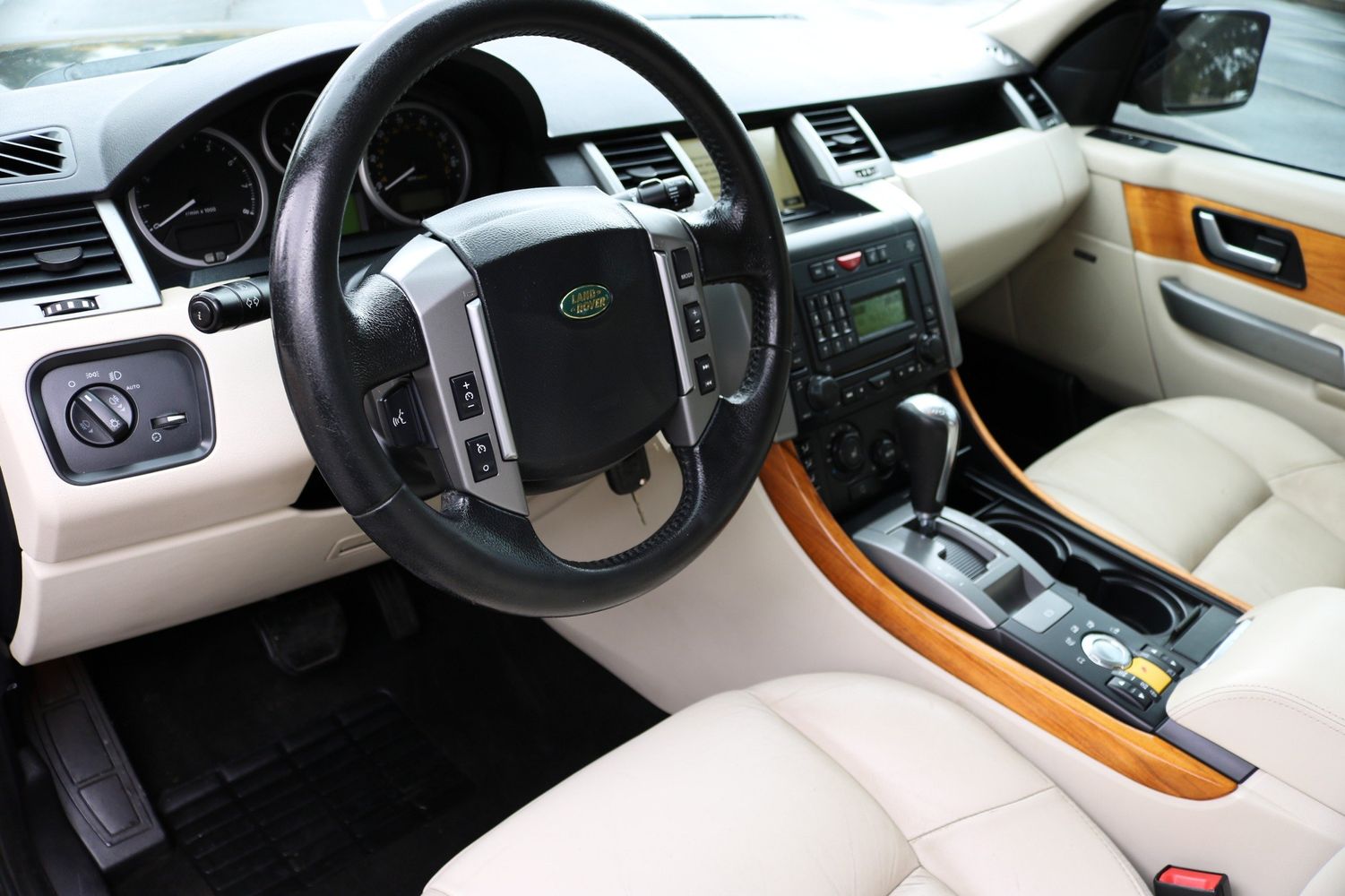 2008 Land Rover Range Rover Sport HSE | Victory Motors of Colorado