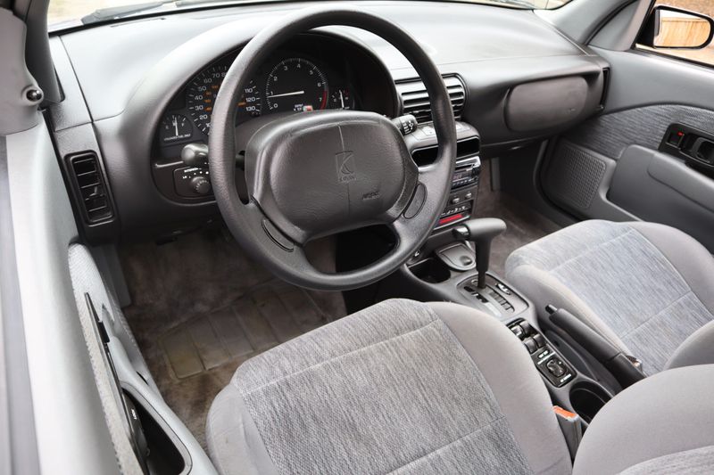 1995 Saturn S-Series Photos