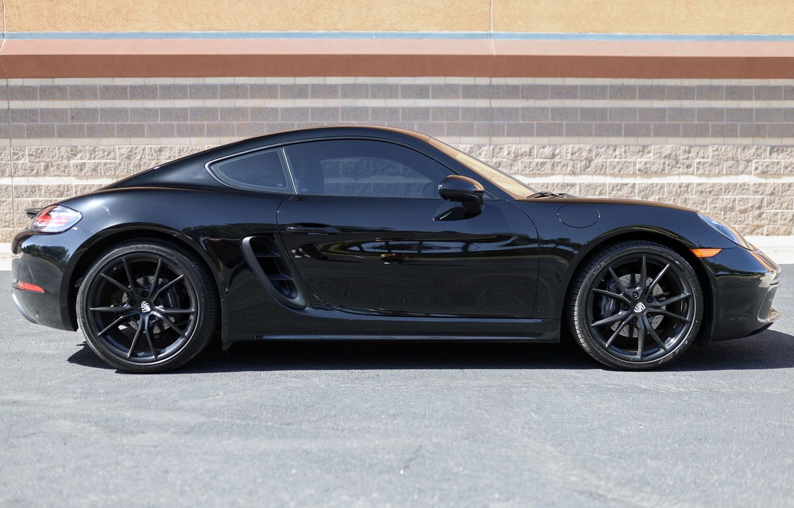 2021 Porsche 718 Cayman Base | Storm Mountain Motors