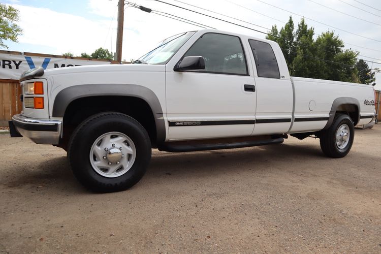1998 GMC Sierra 2500 SL | Victory Motors of Colorado