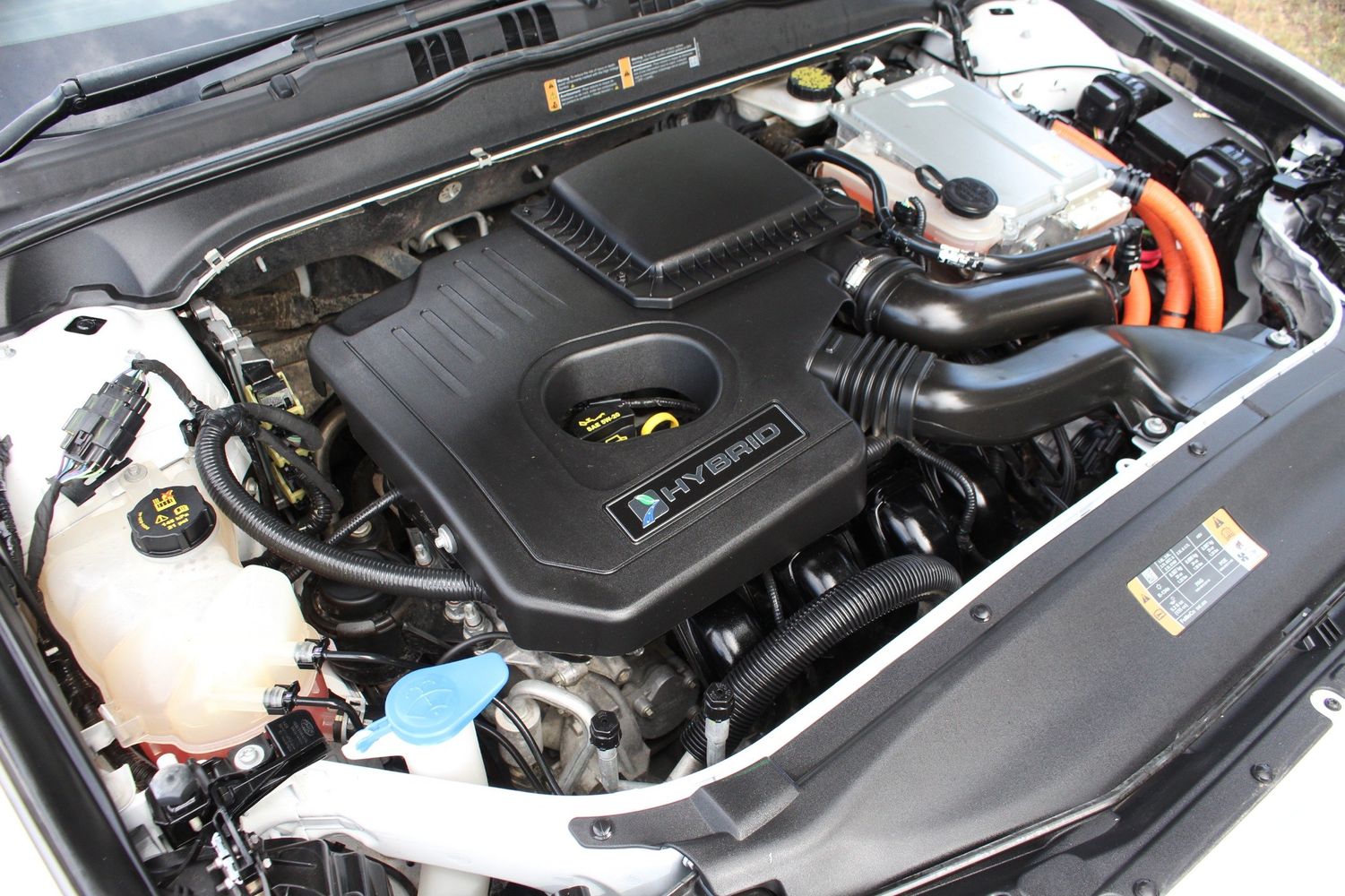 2013 Ford Fusion Hybrid SE | Victory Motors of Colorado