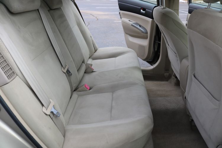 2005 Toyota Prius Hybrid | Victory Motors of Colorado