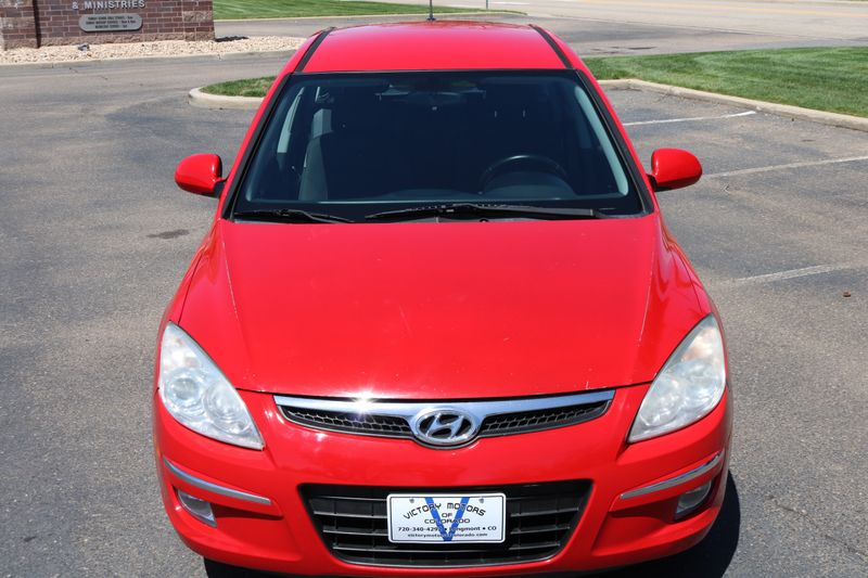 2009 Hyundai Elantra Photos