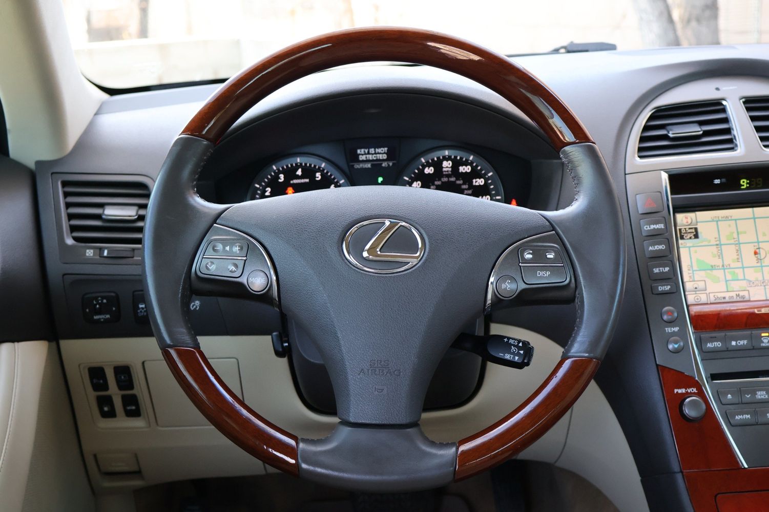 2012 Lexus ES 350 Base | Victory Motors of Colorado