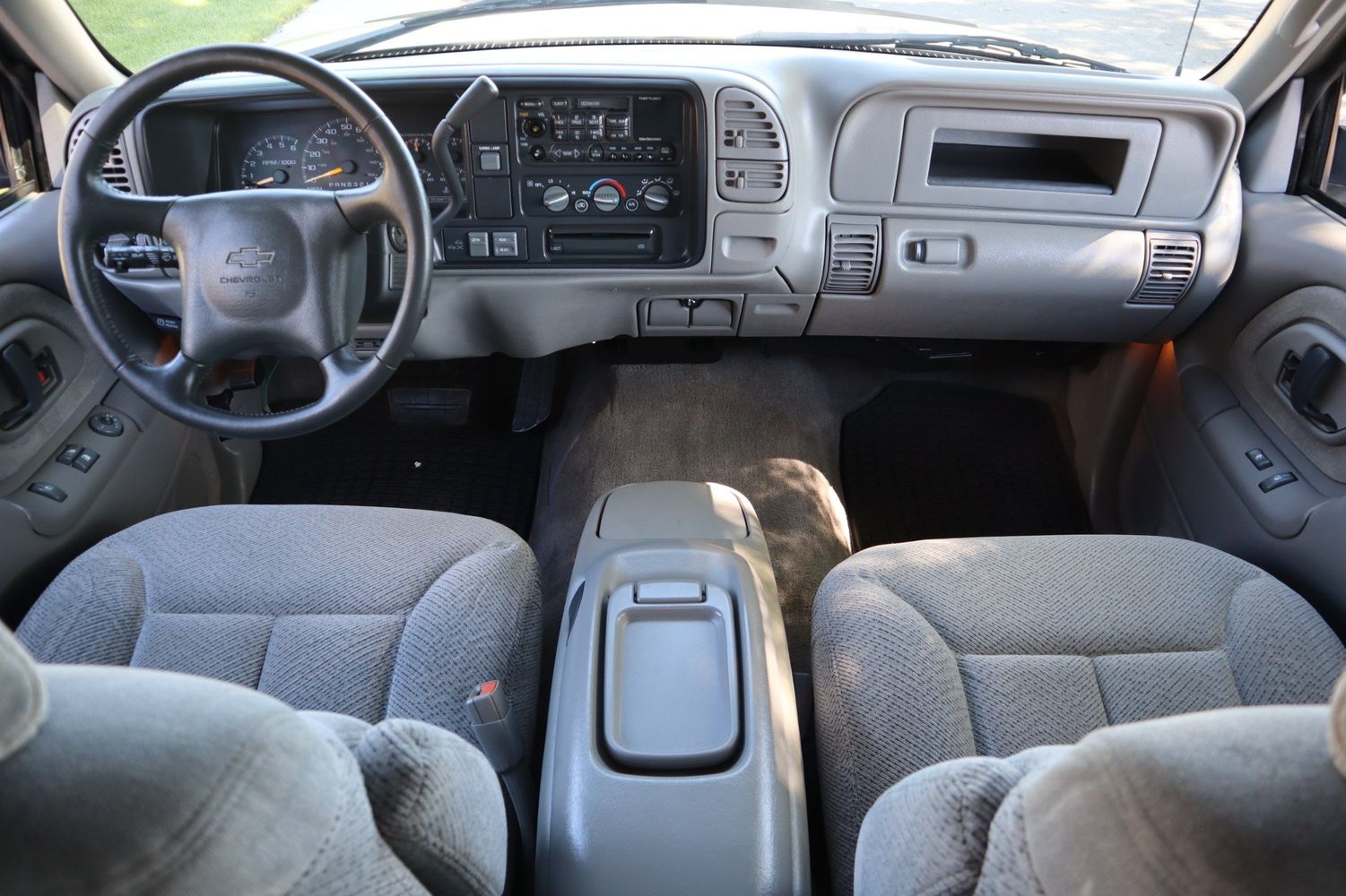 1998 Chevrolet C/K 2500 Series K2500 Silverado | Victory Motors of Colorado