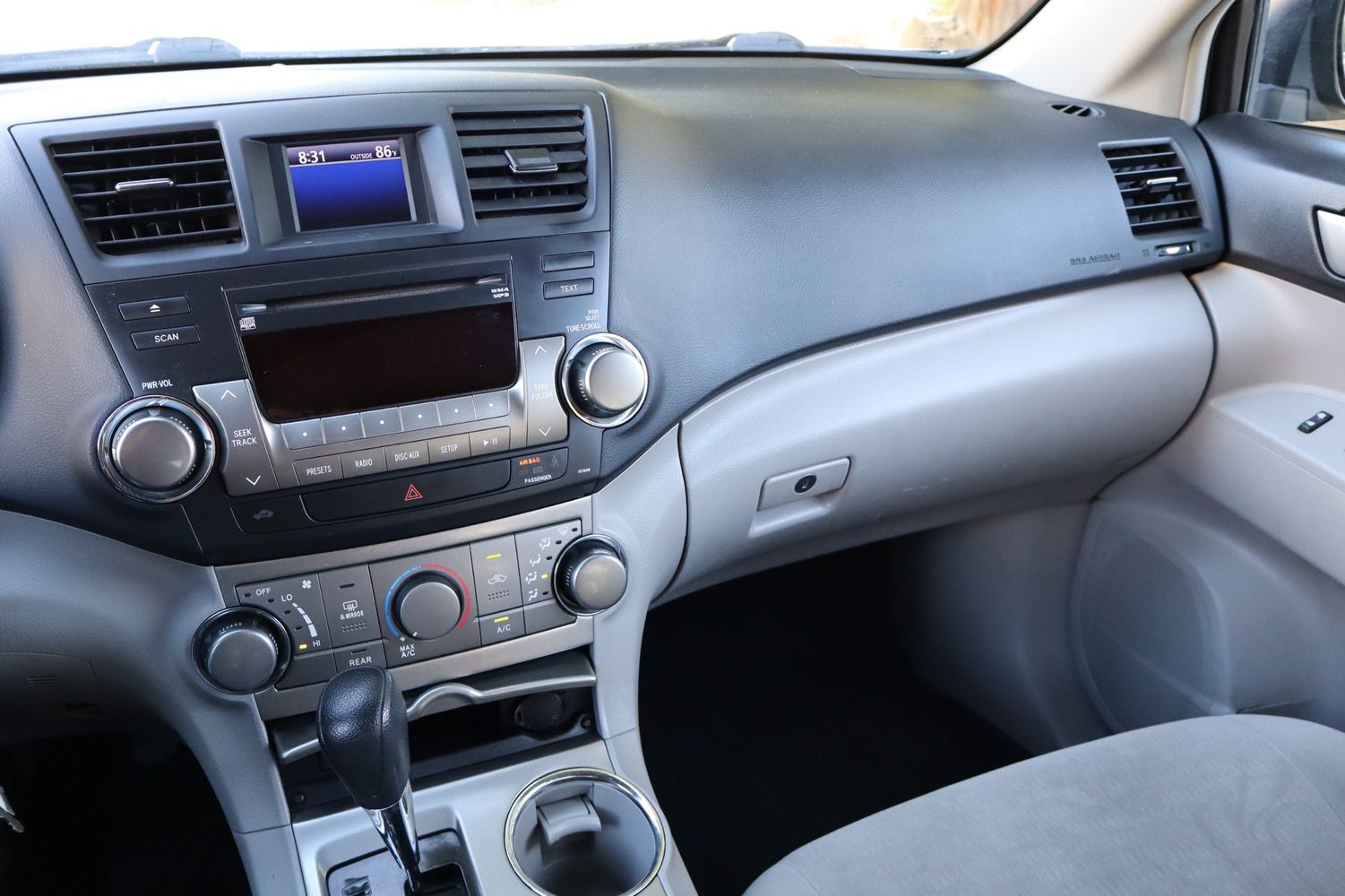 2012 Toyota Highlander Base | Victory Motors of Colorado