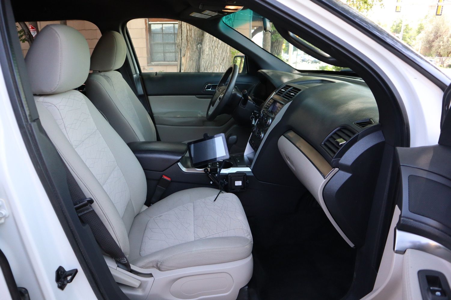2012 Ford Explorer Base | Victory Motors of Colorado