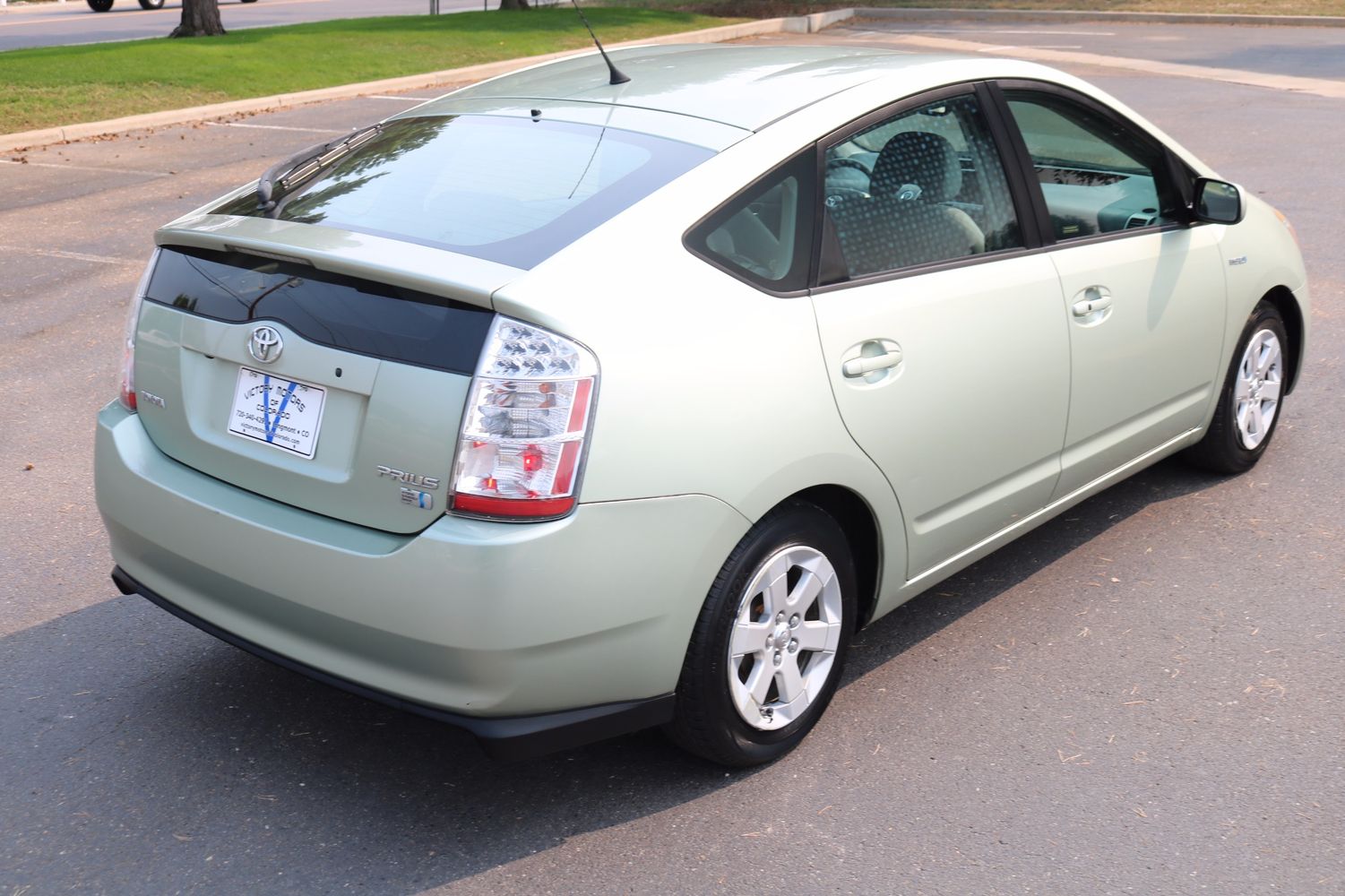 2006 Toyota Prius Hybrid | Victory Motors of Colorado