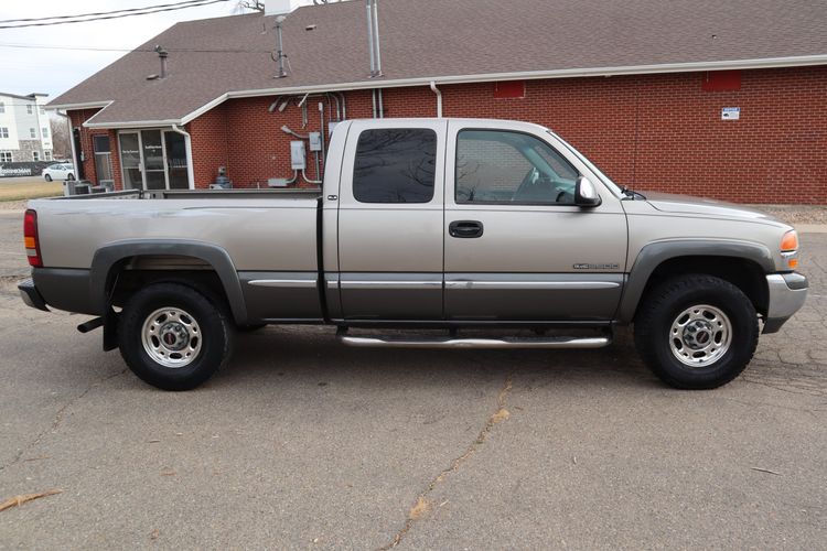 2000 GMC Sierra 2500 SL | Victory Motors of Colorado