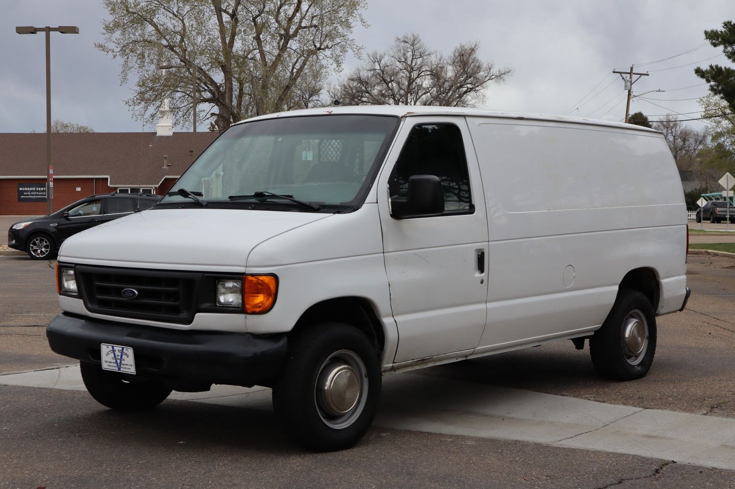 2003 Ford E-Series Cargo E-250 | Victory Motors of Colorado