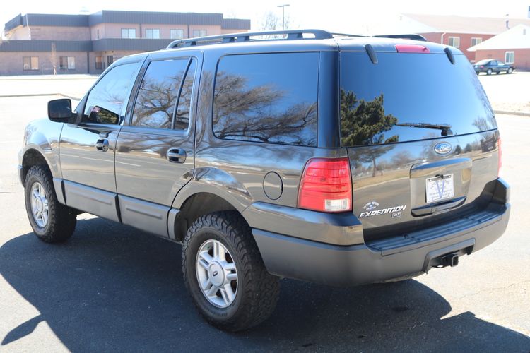 2005 Ford Expedition XLT | Victory Motors of Colorado
