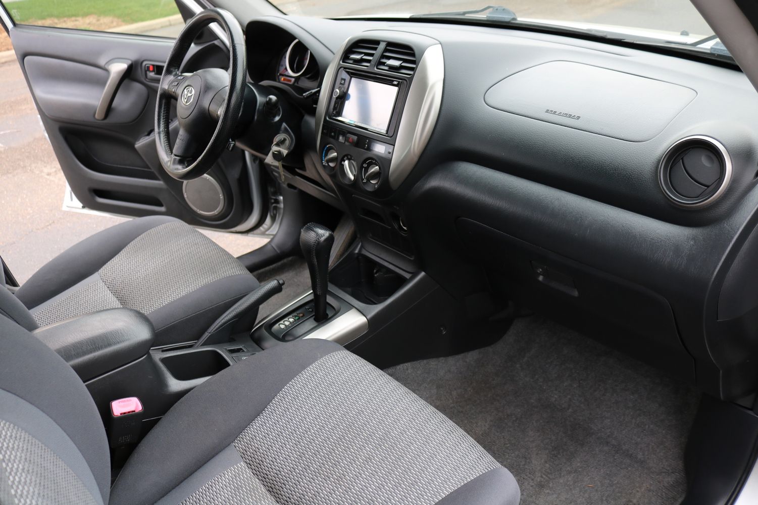 2005 Toyota RAV4 | Victory Motors of Colorado