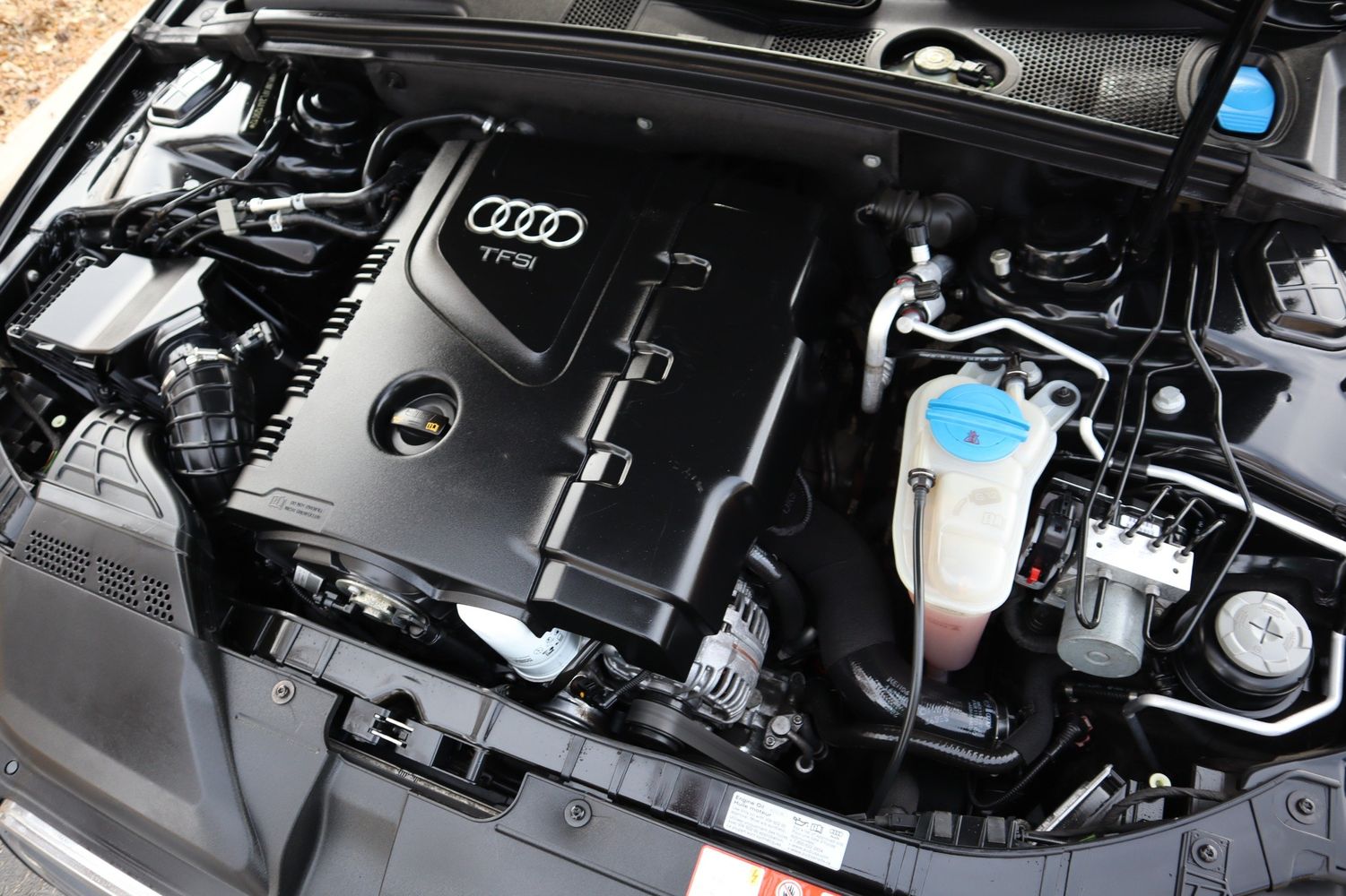 2010 Audi A4 2.0T quattro Avant Premium Plus | Victory Motors of Colorado