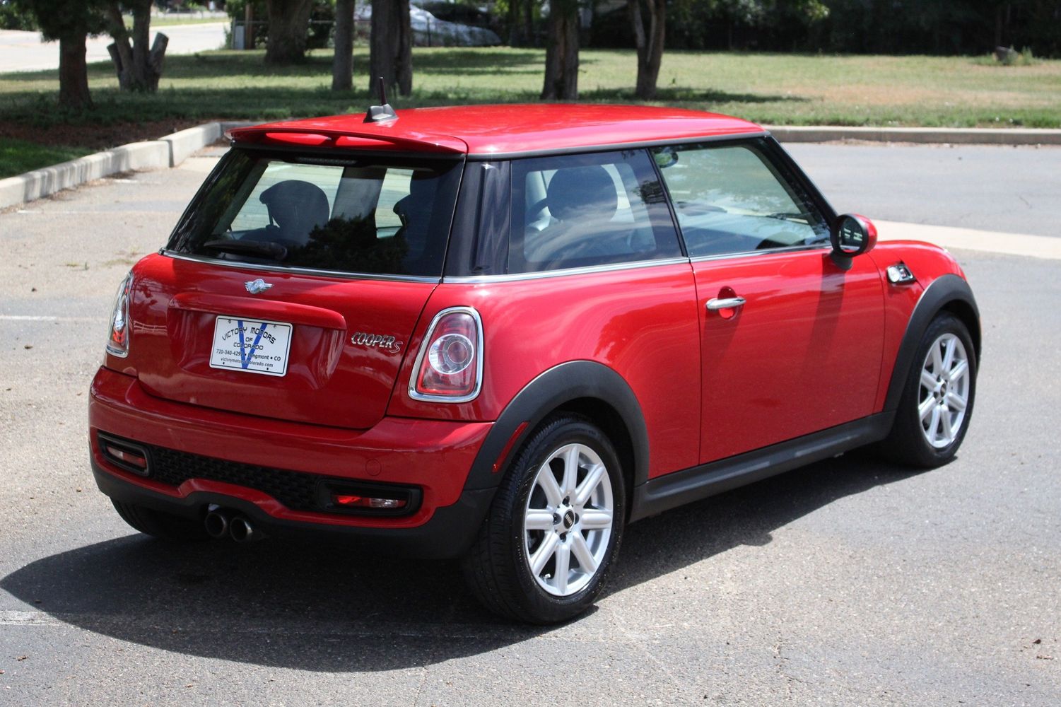 2012 MINI Cooper Hardtop S | Victory Motors of Colorado