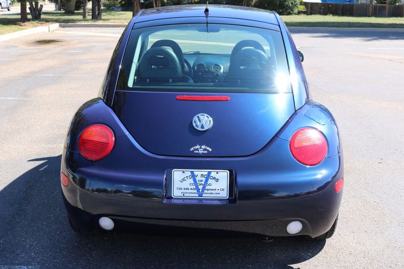 2001 Volkswagen New Beetle Photos