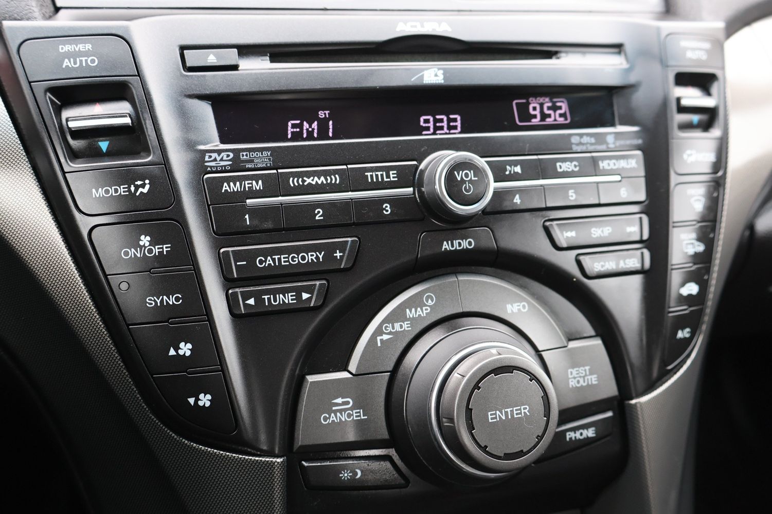 2014 Acura TL SH-AWD w/Tech | Victory Motors of Colorado