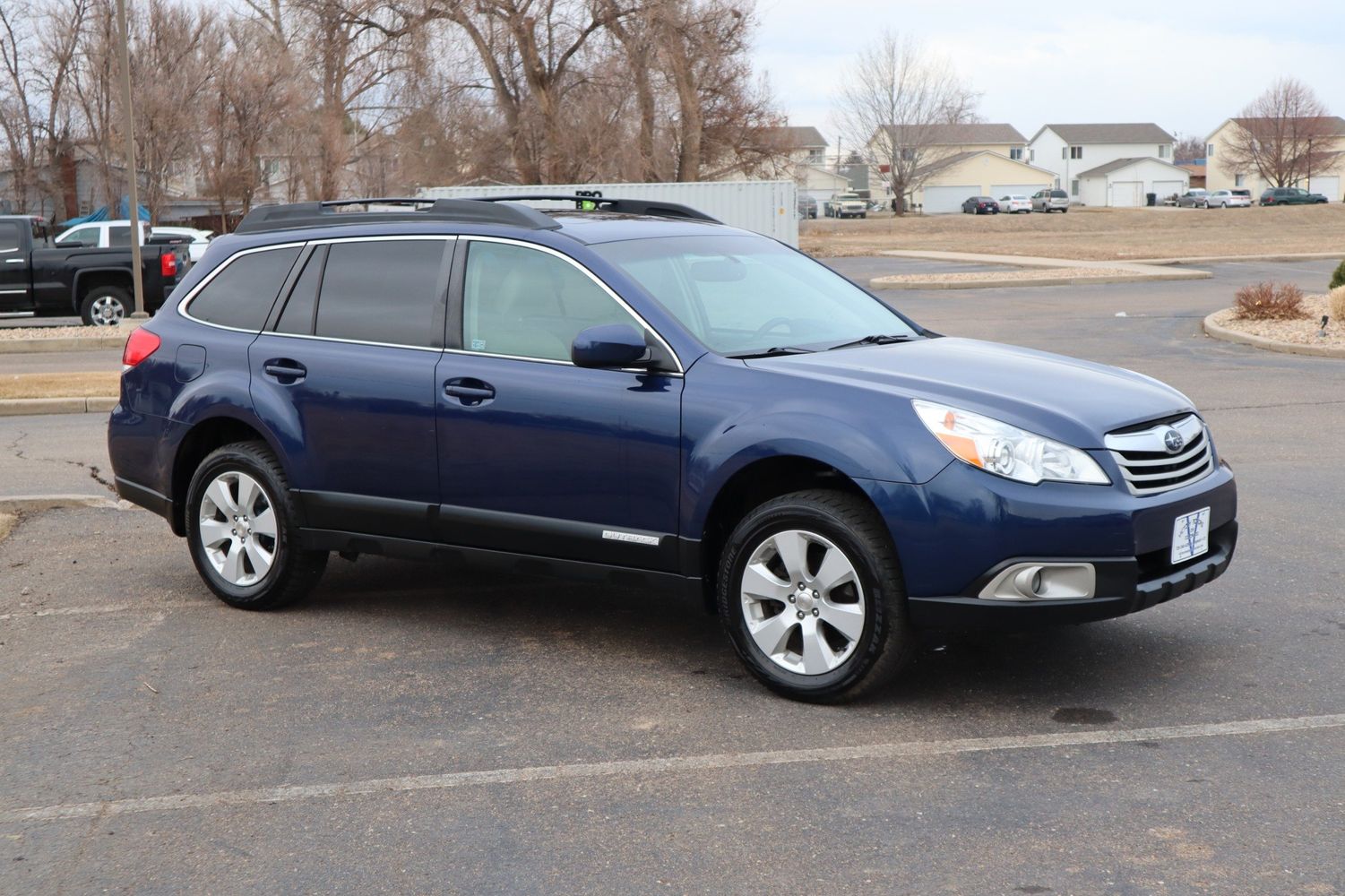 2011 Subaru Outback 2.5i Premium | Victory Motors of Colorado