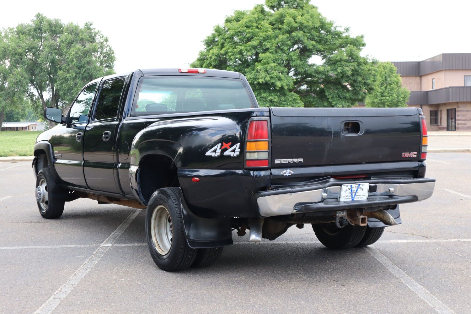 2001 GMC Sierra 3500 SLT | Victory Motors of Colorado