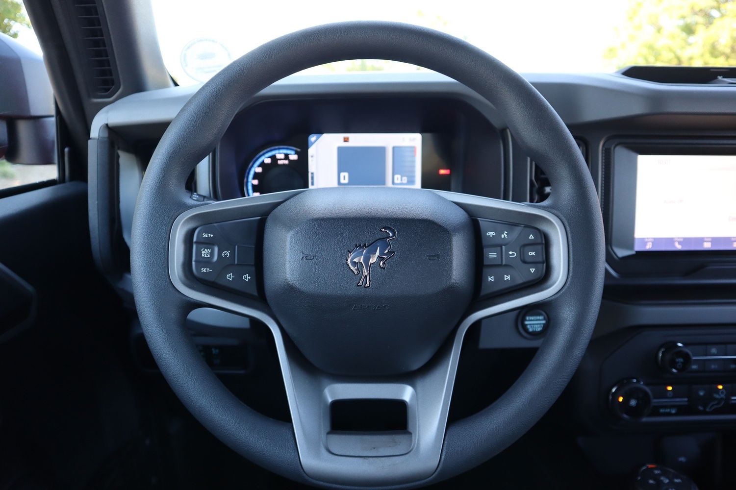 2023 Ford Bronco Base Advanced | Victory Motors of Colorado