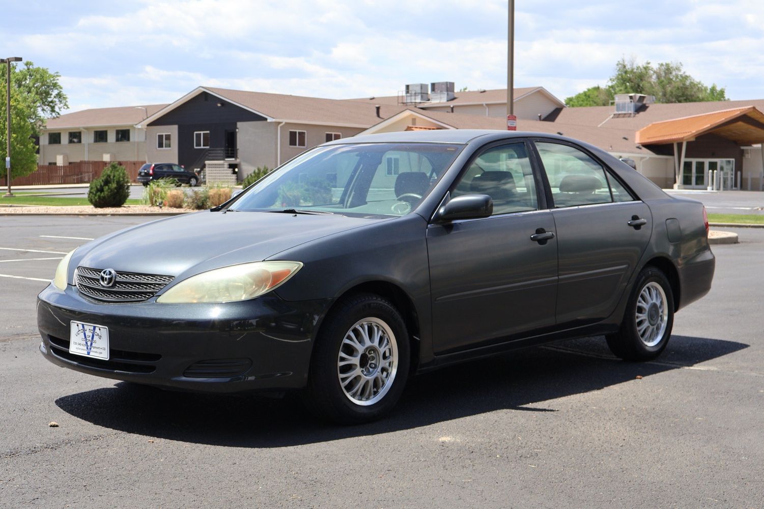 2002 Toyota Camry SE | Victory Motors of Colorado