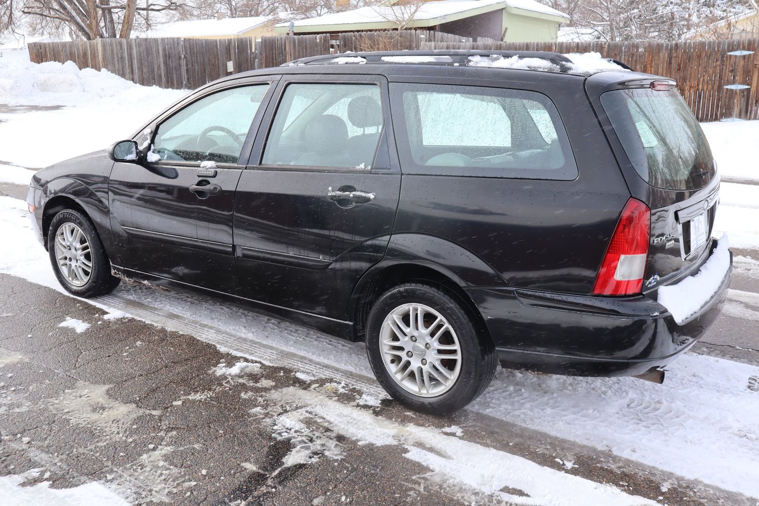 2005 Ford Focus ZXW SE | Victory Motors of Colorado