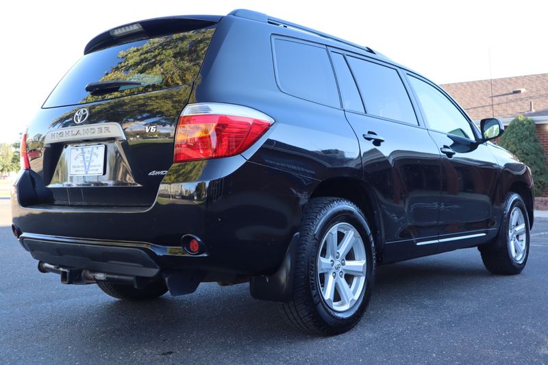 2009 Toyota Highlander Photos