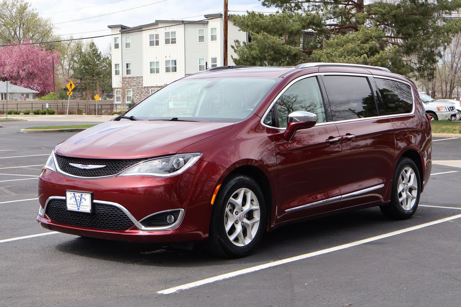 2020 Chrysler Pacifica Limited Red S | Victory Motors of Colorado