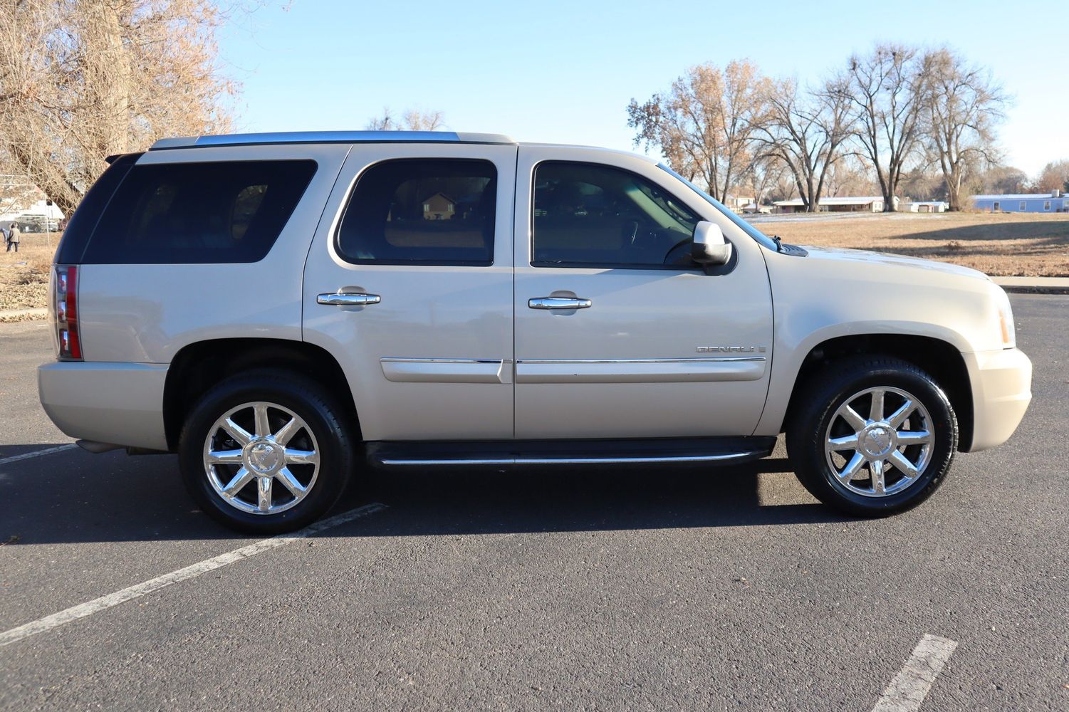 2008 GMC Yukon Denali | Victory Motors of Colorado