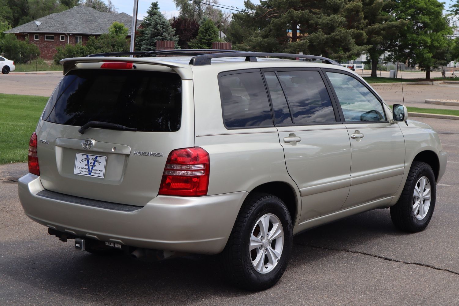 2003 Toyota Highlander Base | Victory Motors of Colorado