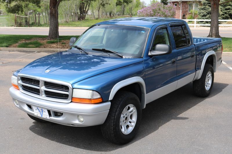 2004 Dodge Dakota Photos