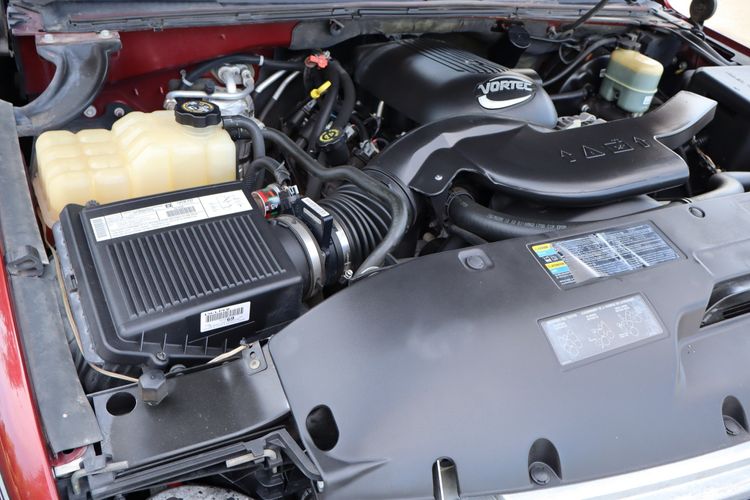 2002 Chevrolet Tahoe LT | Victory Motors of Colorado