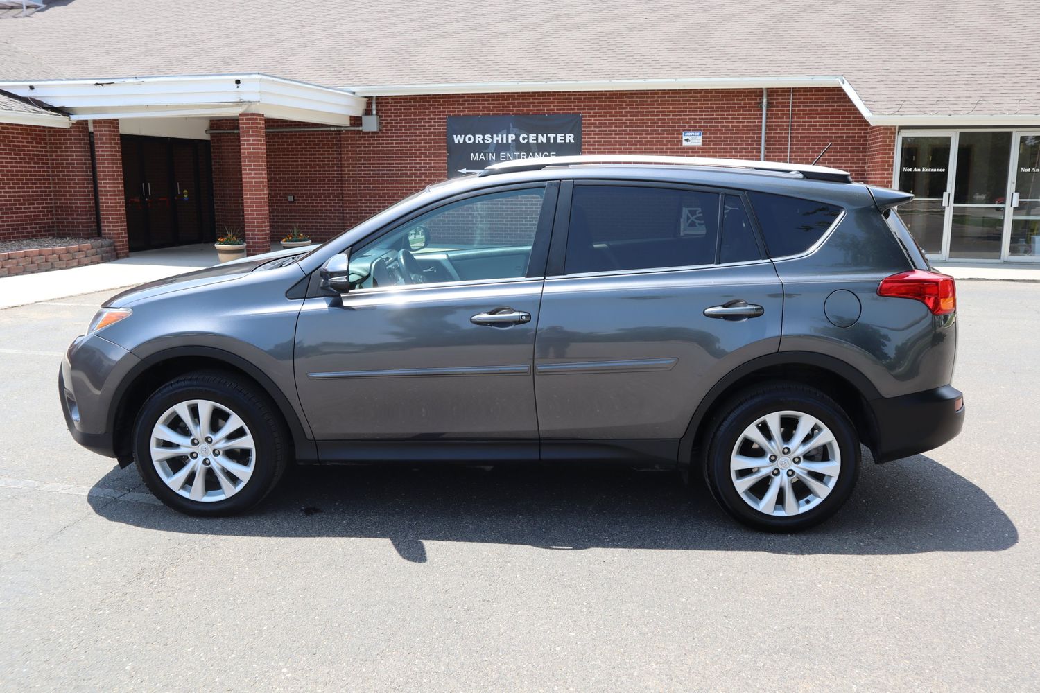 2015 Toyota RAV4 Limited | Victory Motors of Colorado