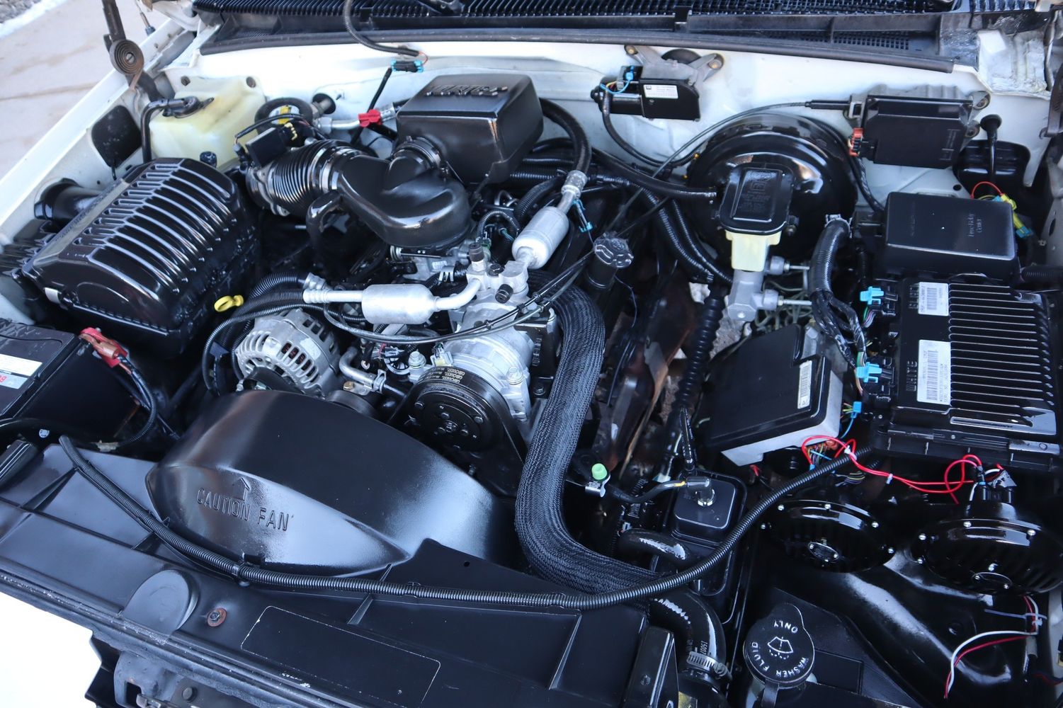 1999 Chevrolet Tahoe Base | Victory Motors of Colorado