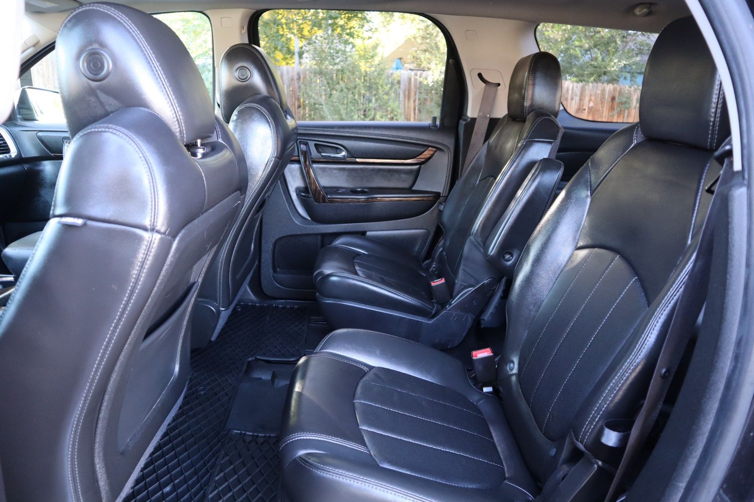 2015 GMC Acadia Denali | Victory Motors of Colorado